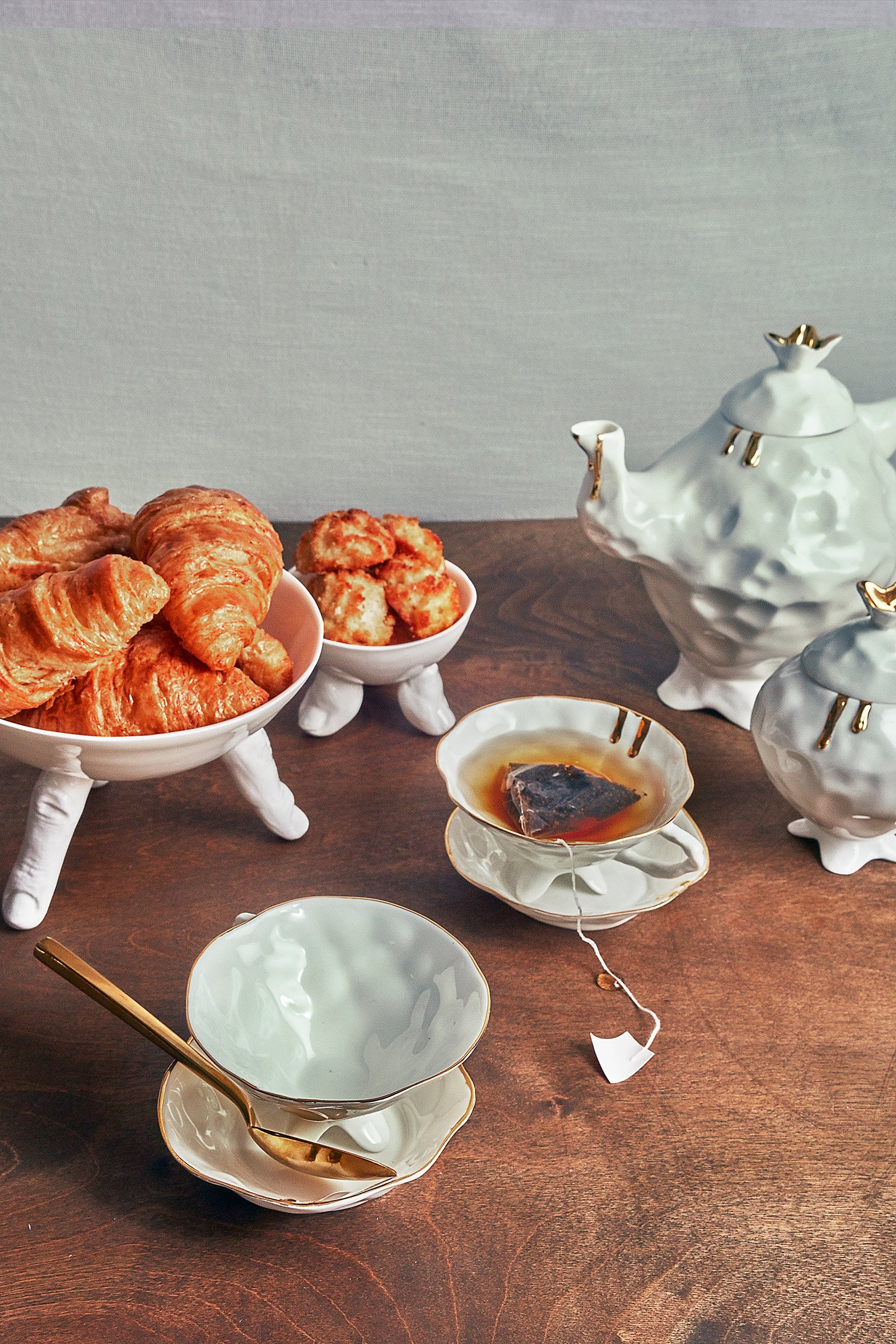 Quirky Tea Cup - White – Sticki Icki